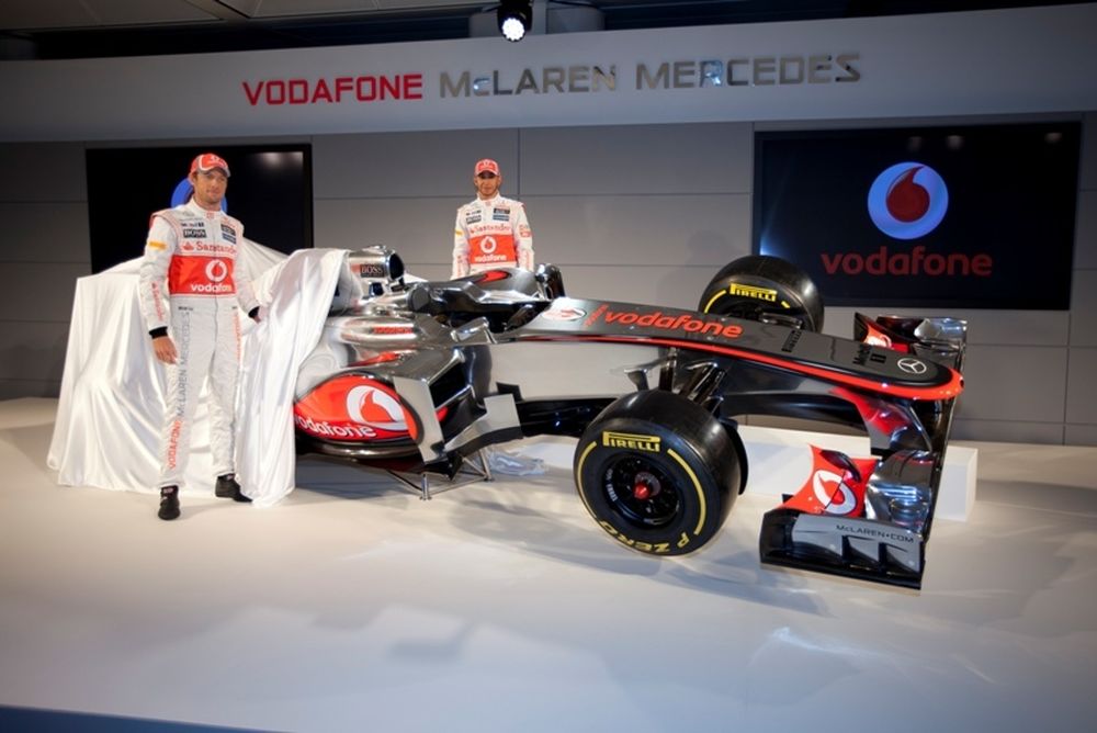 F1: Παρουσιάστηκε η McLaren – Mercedes του 2012 - Onsports.gr