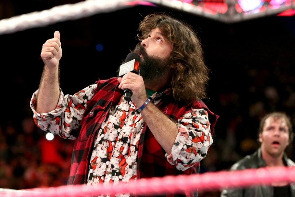 Raw: «Ψήσιμο» για Hell in a Cell με Mick Foley (photos+videos ...