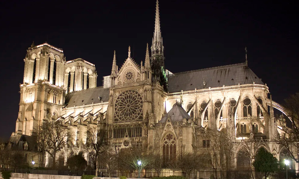 Η Παναγία των Παρισίων από άλλη ματιά - Onsports.gr